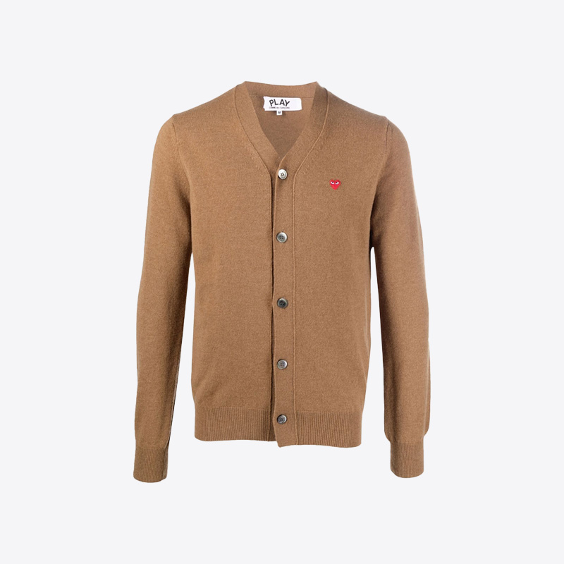 세토프 | 당일배송꼼데가르송 남성 미니 레드 하트 와펜 가디건 (브라운) AZ N080 051 3
